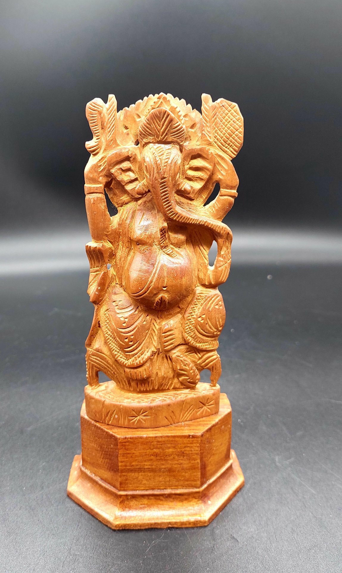 Статуэтка "Ганеша" (бог мудрости и благополучия), дерево, резьба, Индия, 1970-1990 гг.