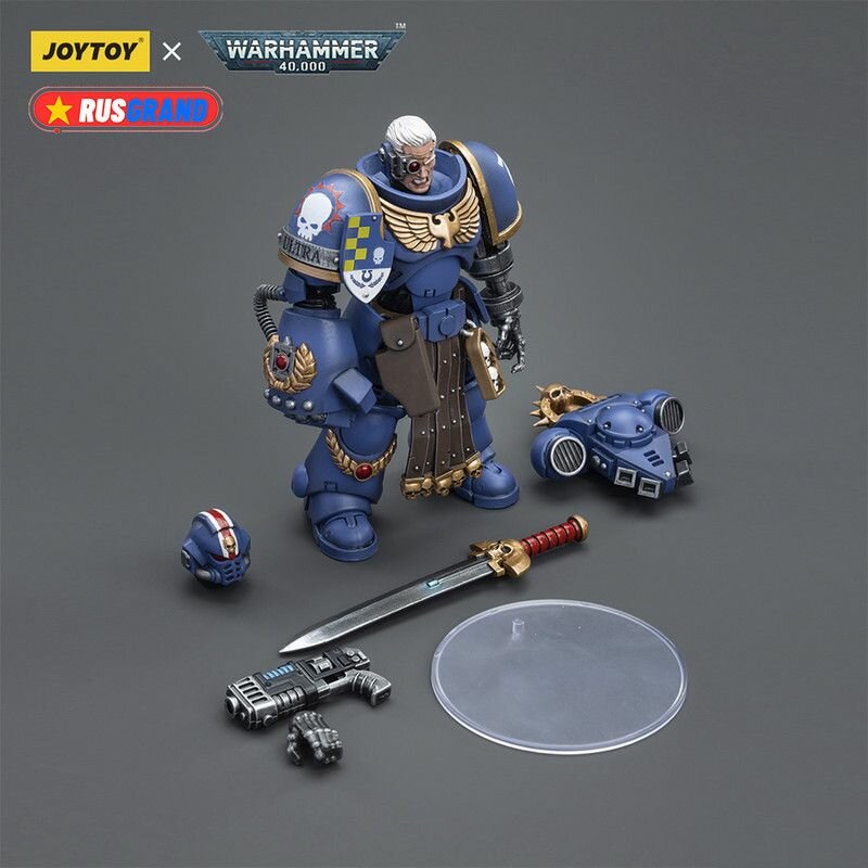 Подвижная фигурка JOYTOY Warhammer 40000 Ultramarines Lieutenant with Power Fist -kpa
