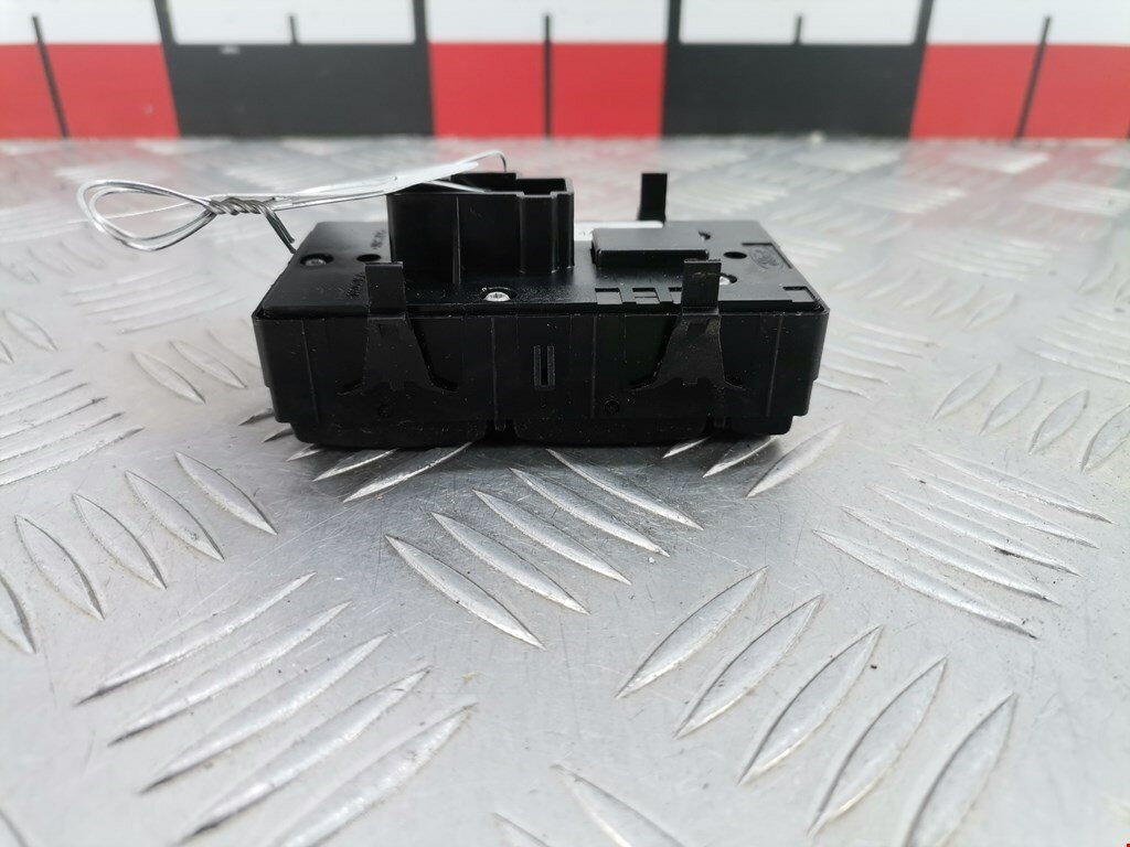Блок управления стеклоподъемниками Ford Mondeo 3 1230391 арт. 1725833