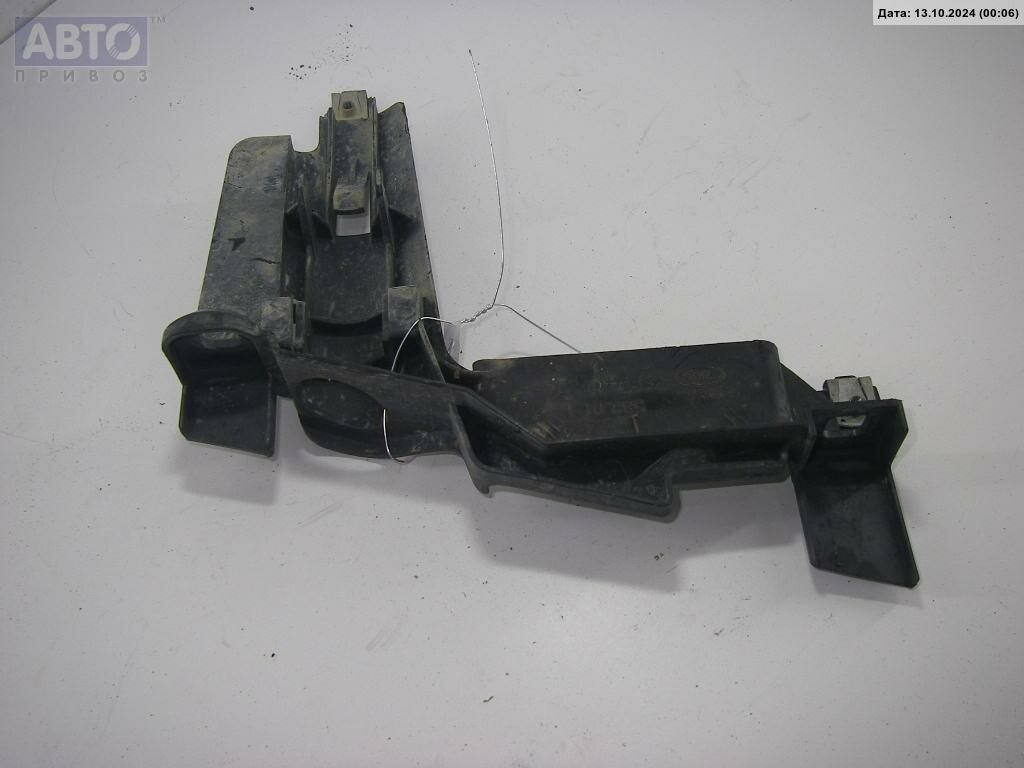 Крепление фары левой BMW 3 E46 (1998-2006)