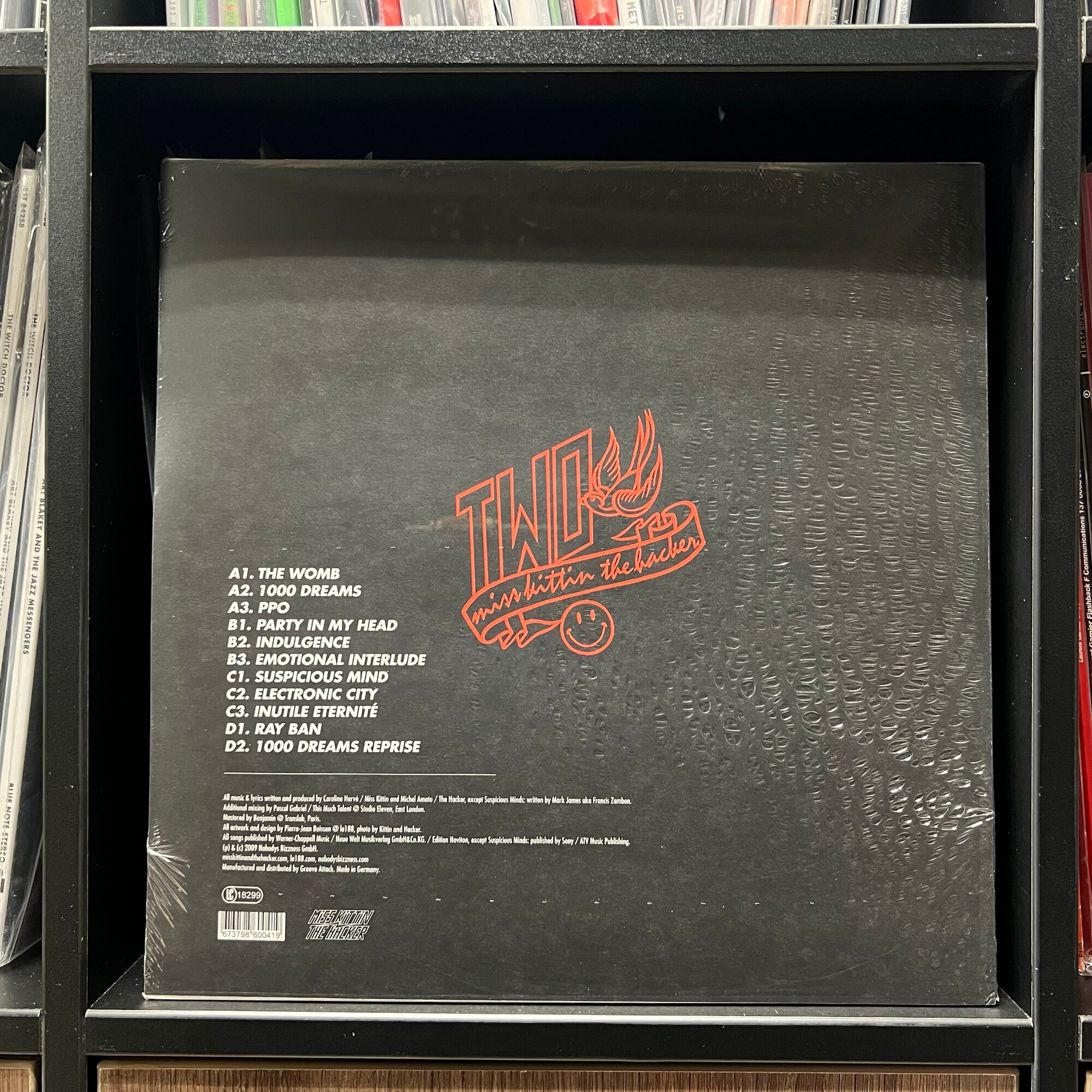 Виниловая пластинка MISS KITTIN/THE HACKER - Two (still sealed, 180 gram vinyl 2xLP + insert) LP Винил — фото 1