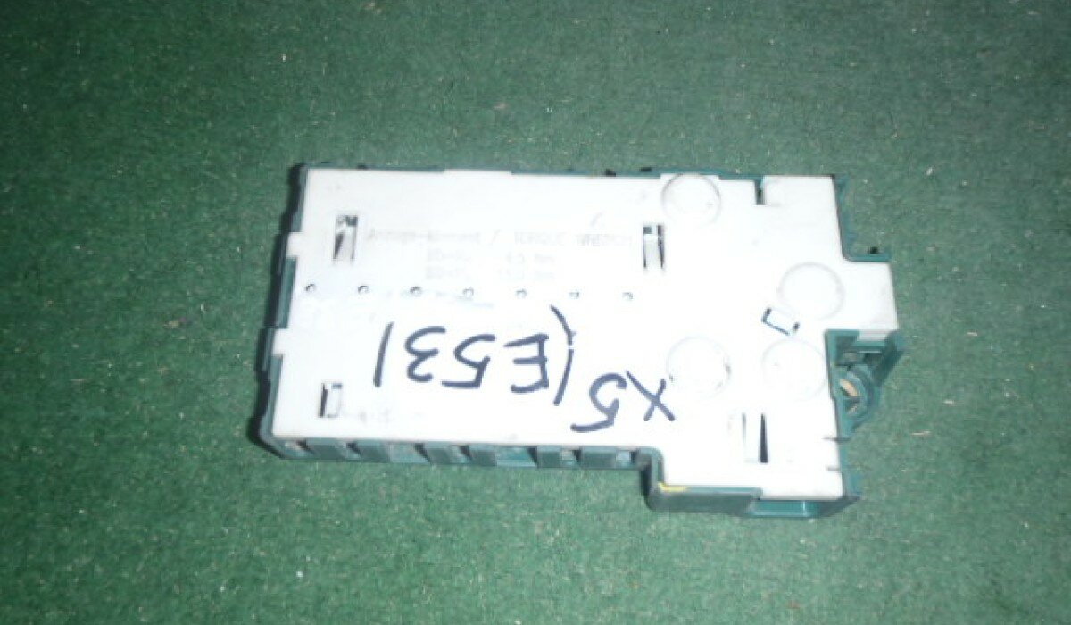 Блок предохранителей X5 E53 BMW 61138387541