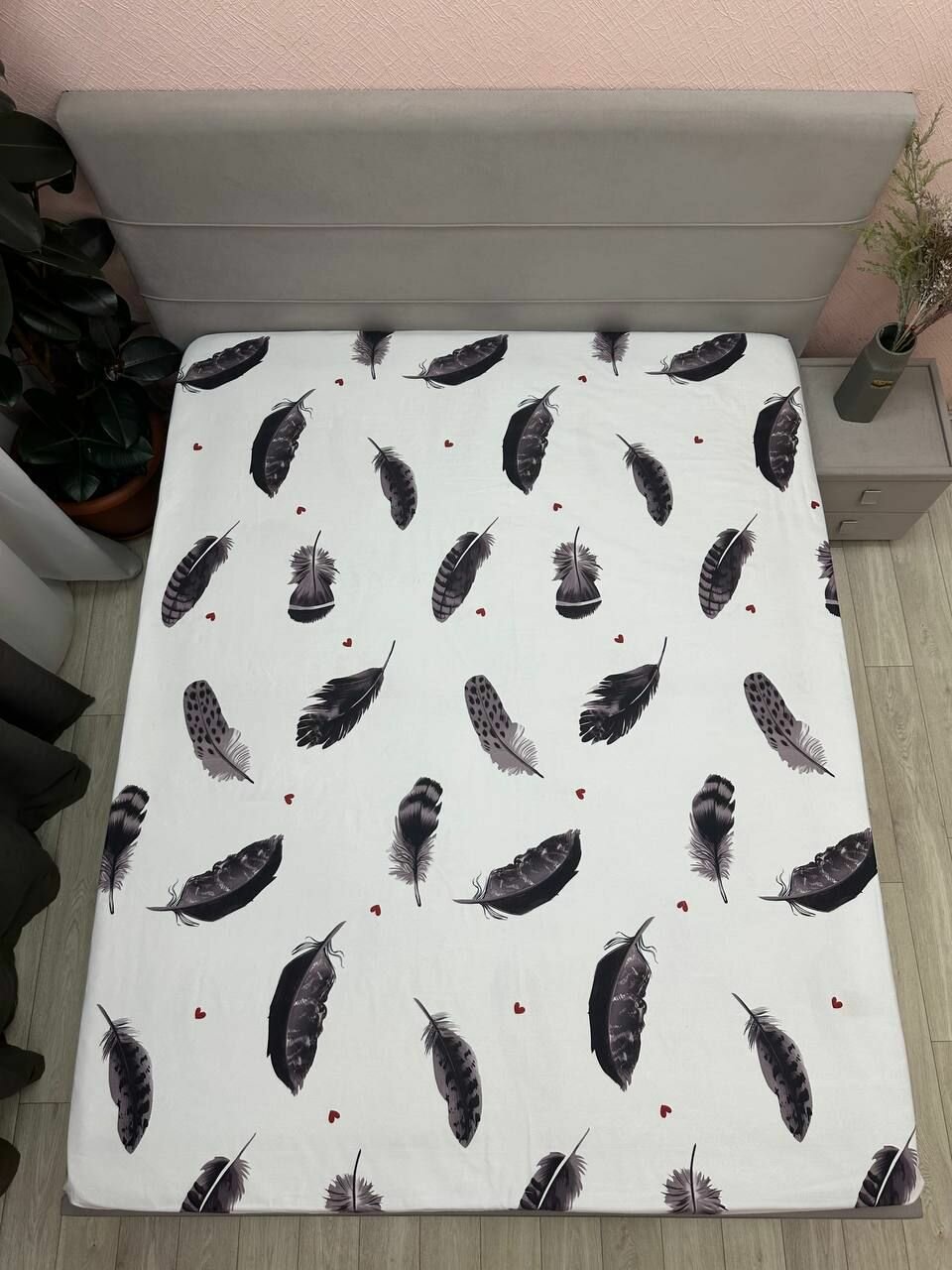 Простыня SOANA, на резинке, полисатин, 1,5-спальная, 140х200см, белая, черная, подарочная упаковка