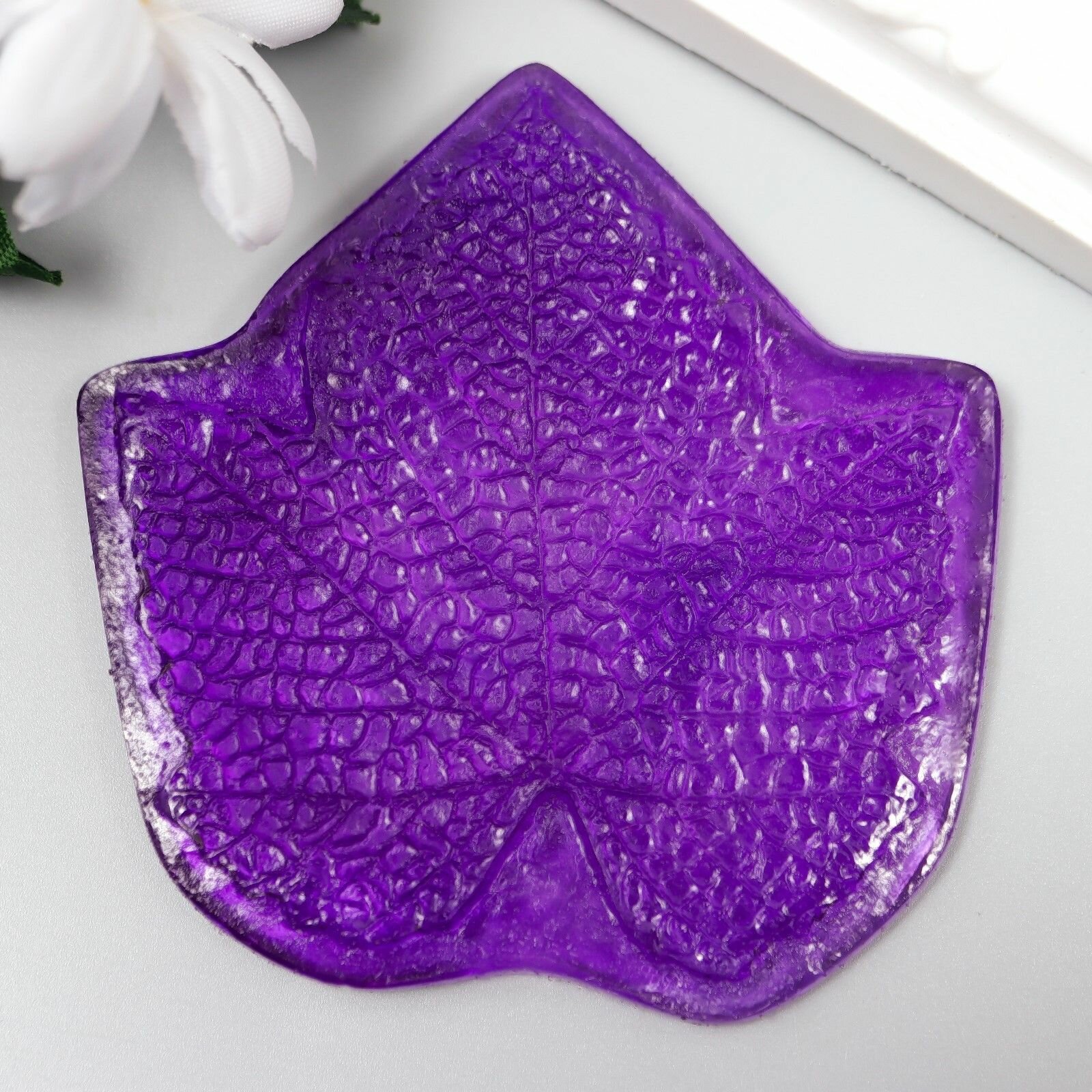 Молд пластиковый "Лист винограда" 7,5 х8 см