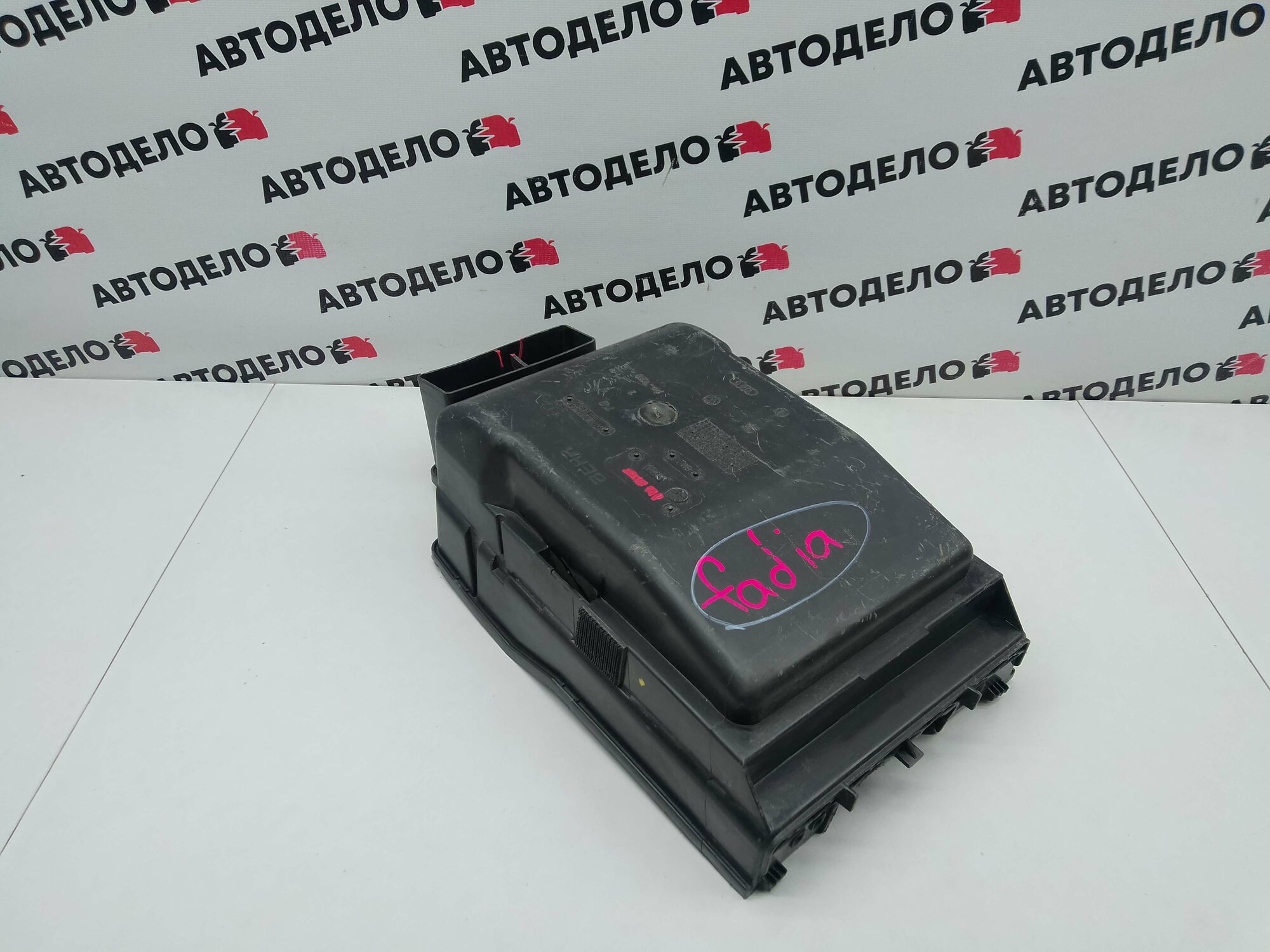 Крышка радиатора охлаждения Skoda Fabia