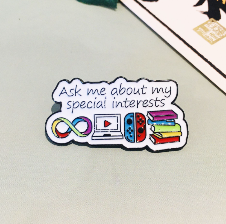 Значок для учителей на одежду, рюкзак и сумки " Ask me about my special interests "/ 1 шт.