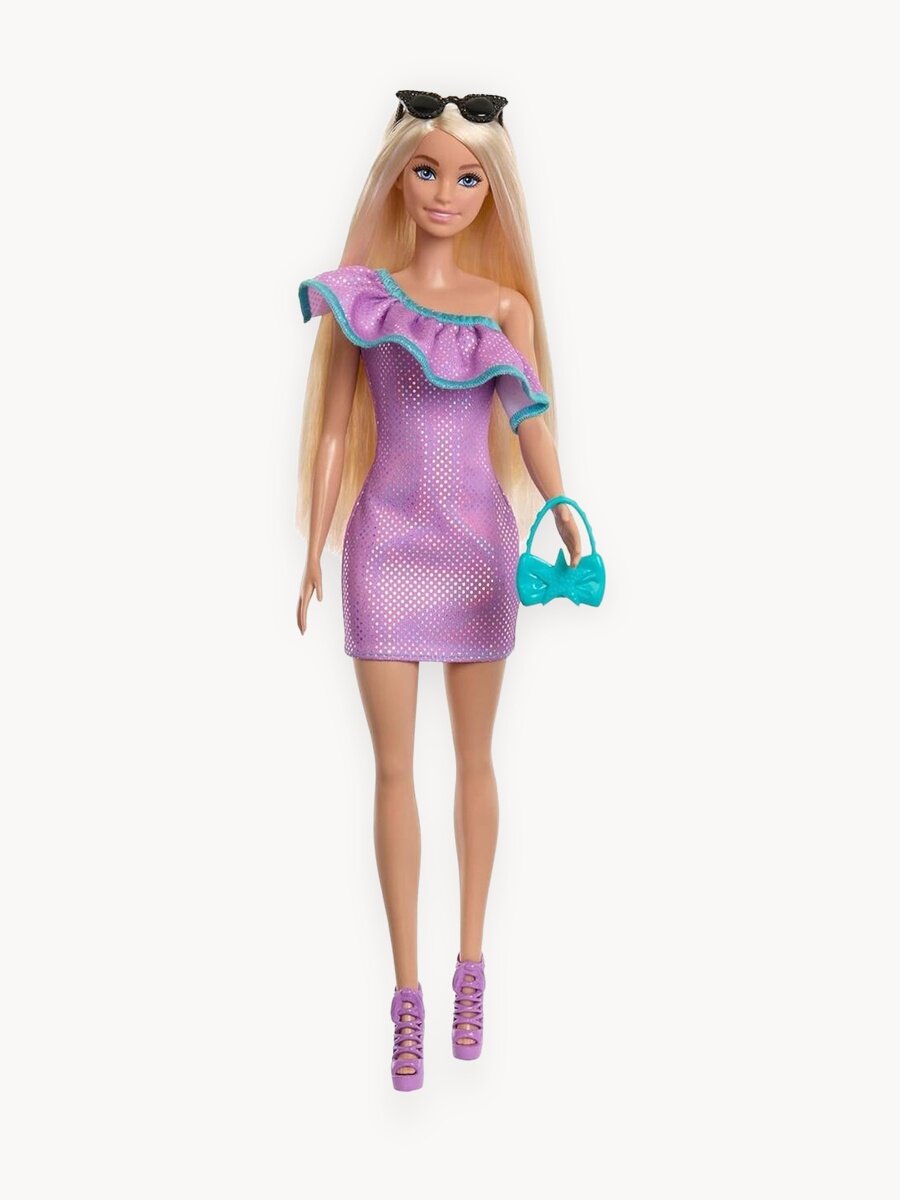 Mattel Barbie Doll with Clothes and Accessories HYT61 / игрушки для девочек, кукла барби, с тремя комплектами костюмов, подходит для детей от 3 лет и старше