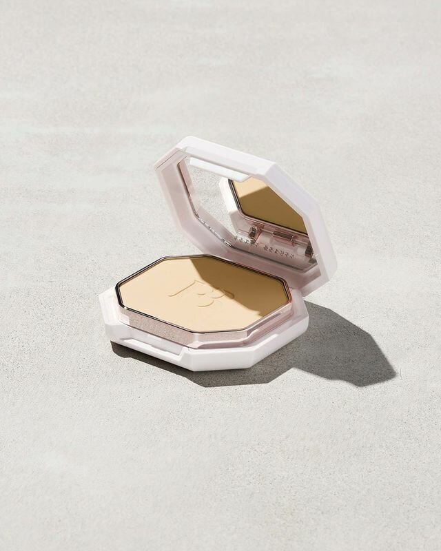 Мягкая матовая пудра Fenty Pro Filt'r 9г, 105