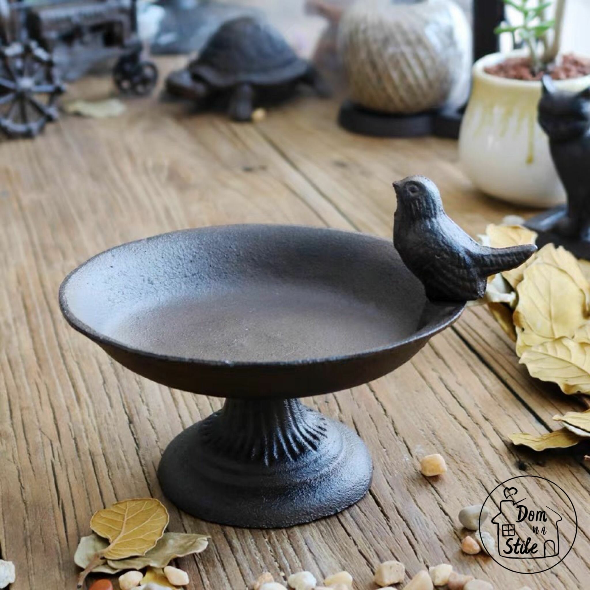 Кормушка и поилка чугунная для птиц, кошек и собак