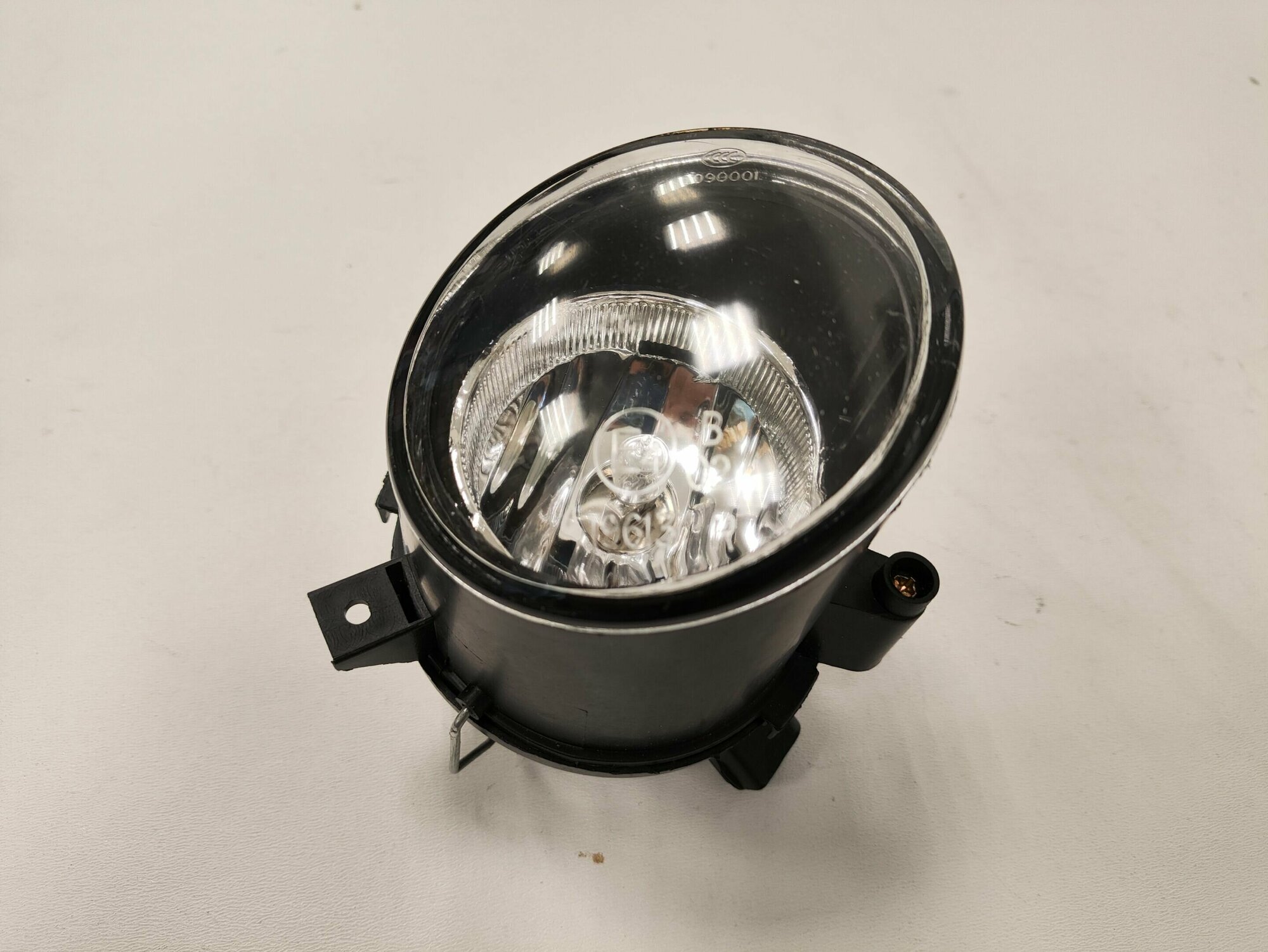 Фара противотуманная правая Chery Bonus 3 (A19) [1.5 16V 5MT седан]