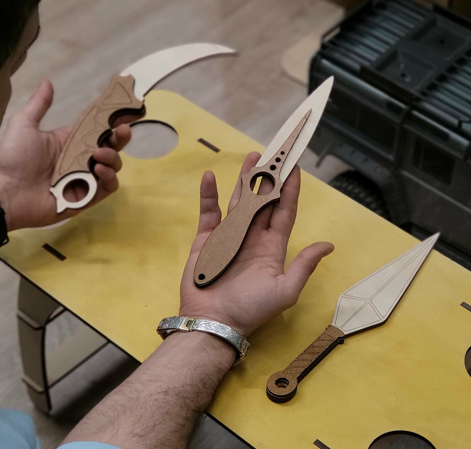 Набор ножей деревянных, 3 вида, коготь-керамбит, скелетон, кунай