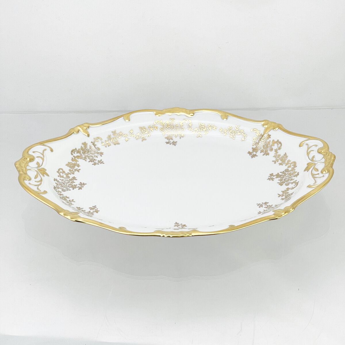 Блюдо овальное 32 см. «Кастэл» (Weimar Porzellan, страна Германия)