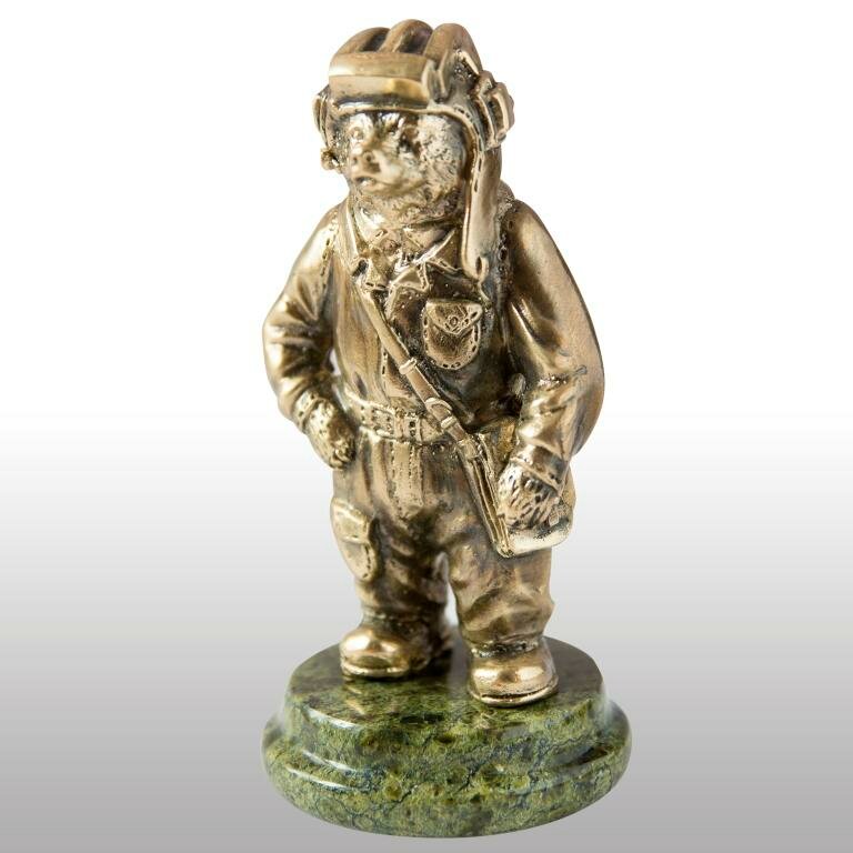 Бронзовая статуэтка Медведь танкист