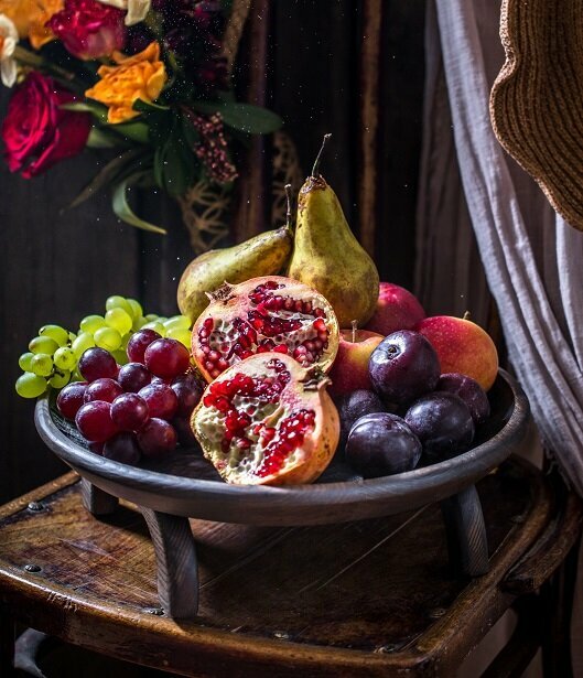 Деревянная тарелка на подставке "Плато" 35см