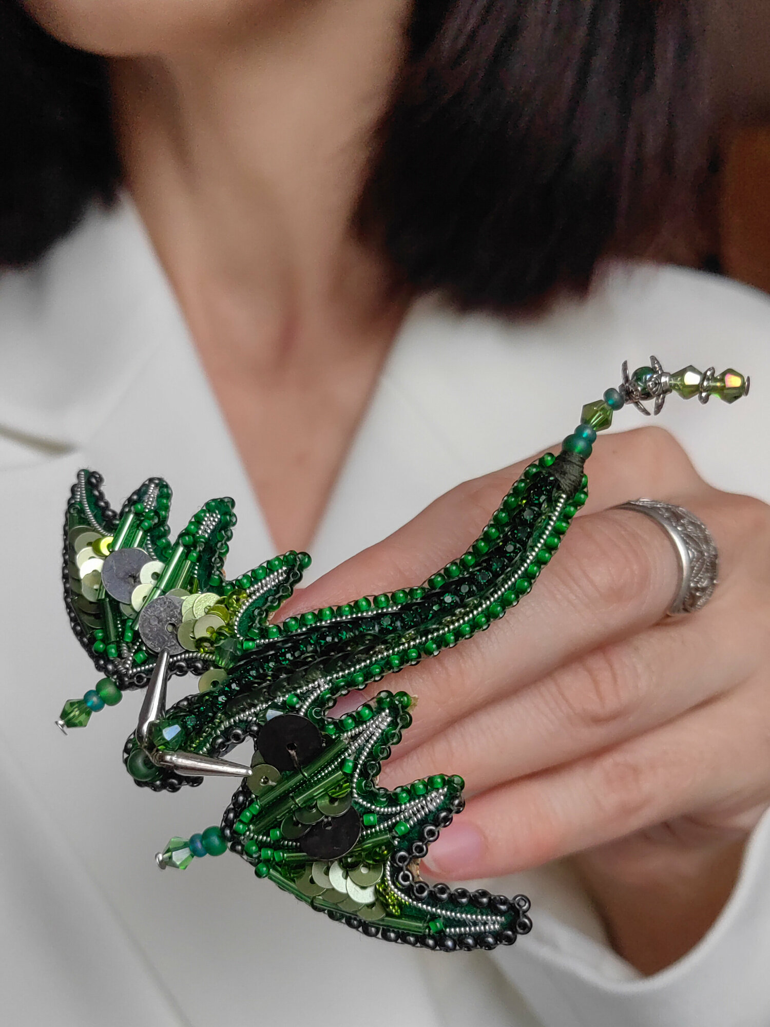 Брошь, кожа, кристалл, горный хрусталь, бисер, стразы, стекло