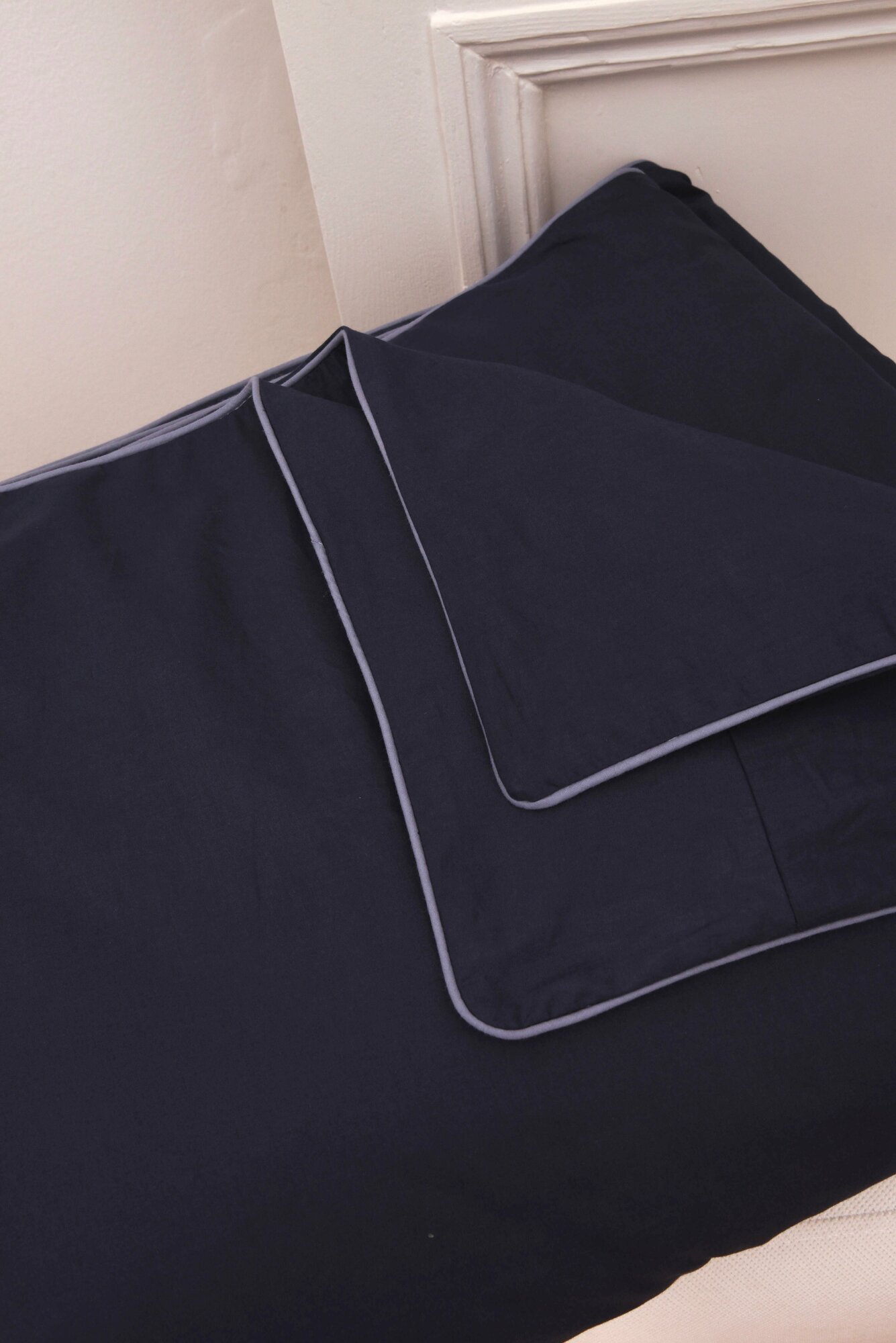 "Пододеяльник с кантом" 150х200 фиолетовый, Esthetic Home