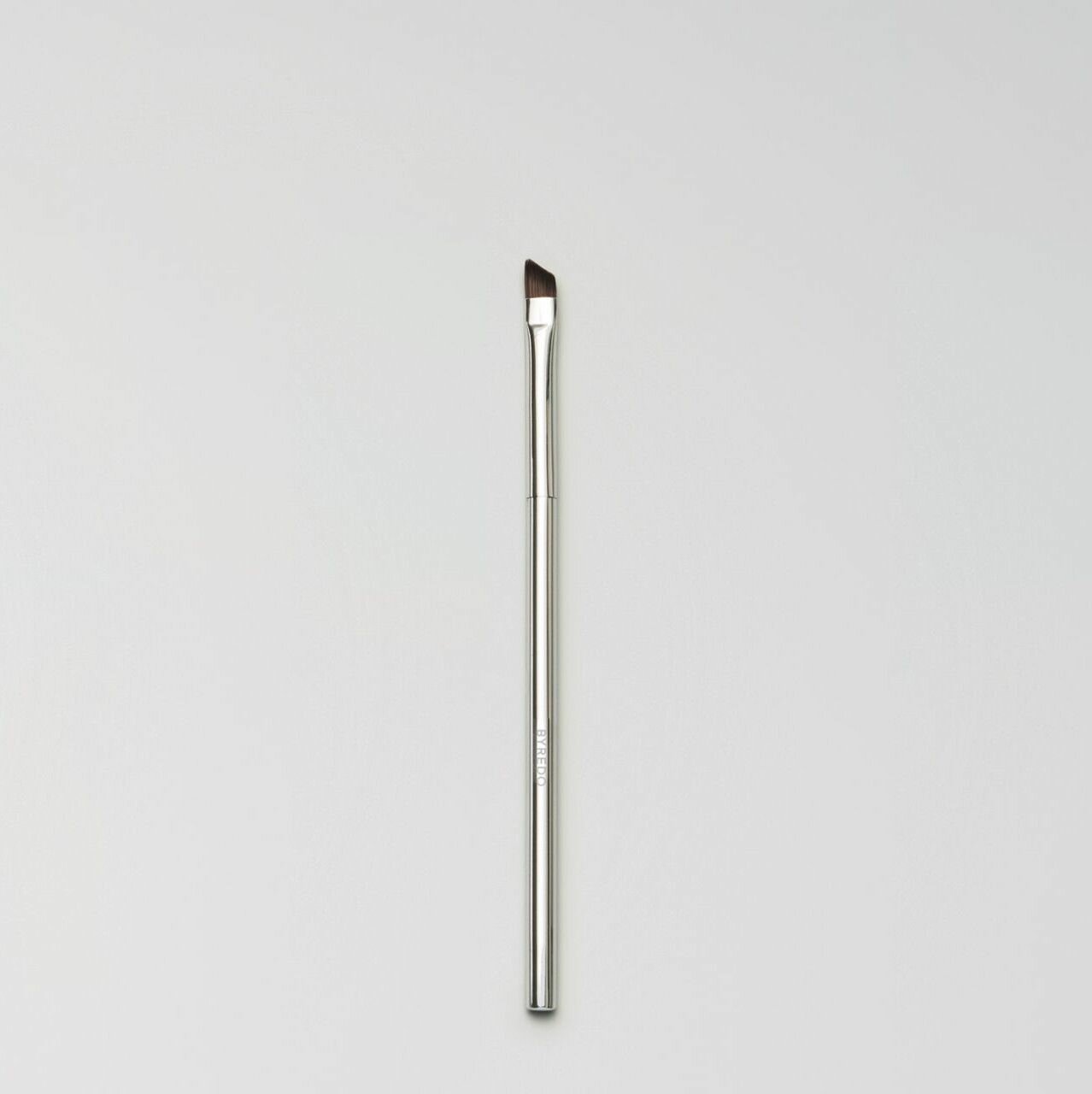 BYREDO - Eyeliner brush - кисть для подводкиER