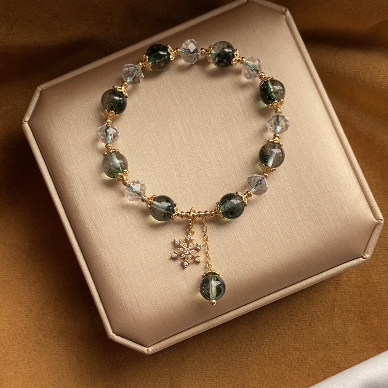 Браслет, горный хрусталь