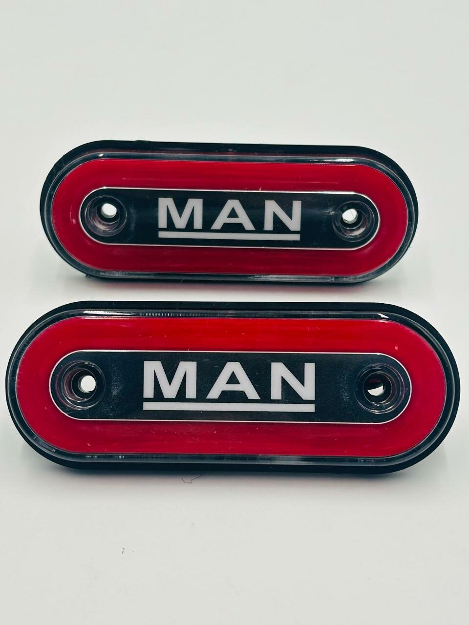 Указатель габаритов MAN (МАН) 24V Красные 2 шт