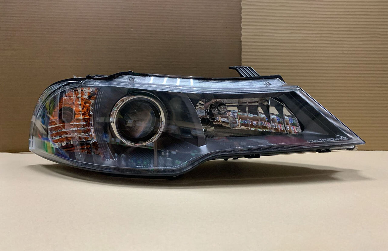 Фара правая Daewoo Nexia N150 (UKORAUTO)