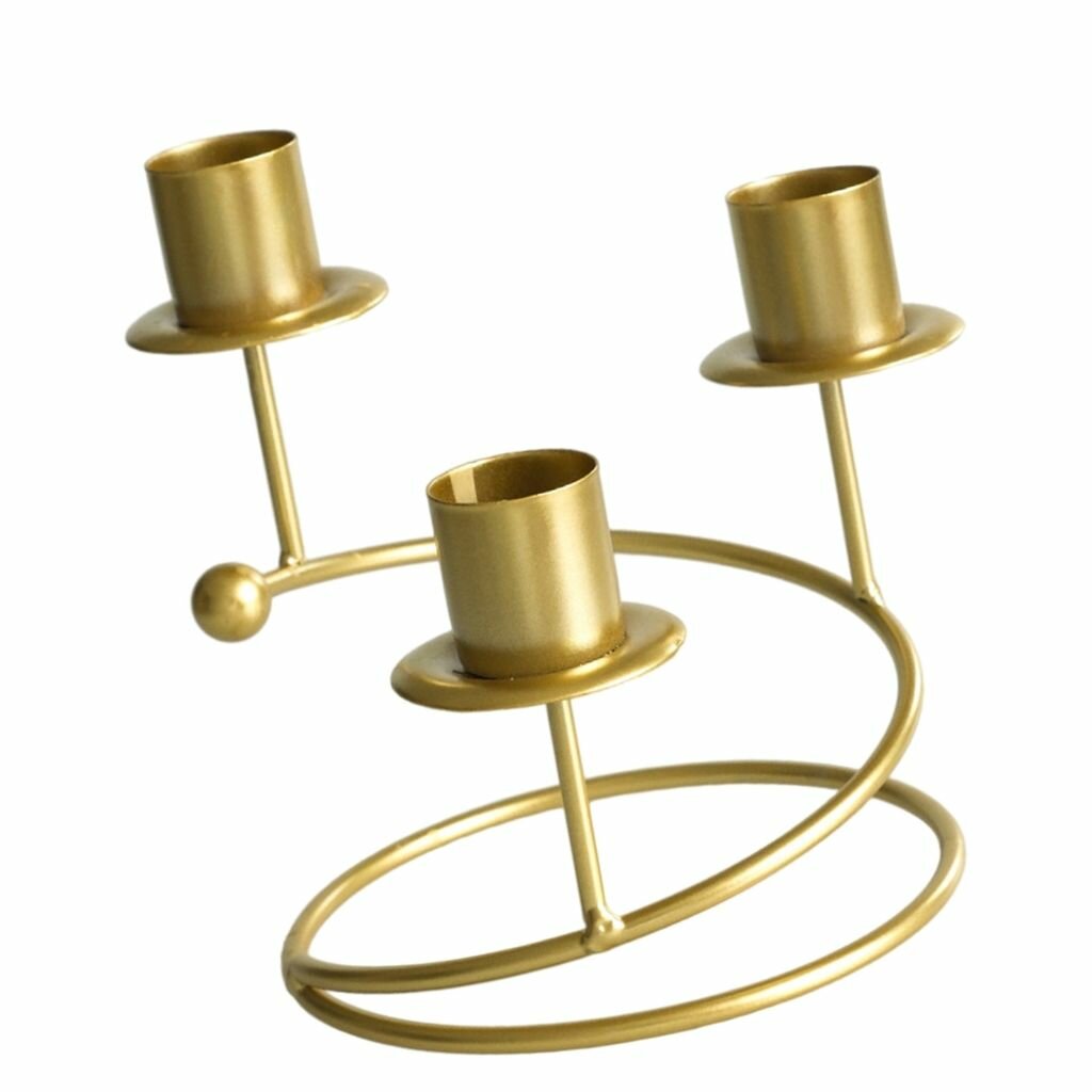 Трехголовый подсвечник в скандинавском стиле-спираль из золота