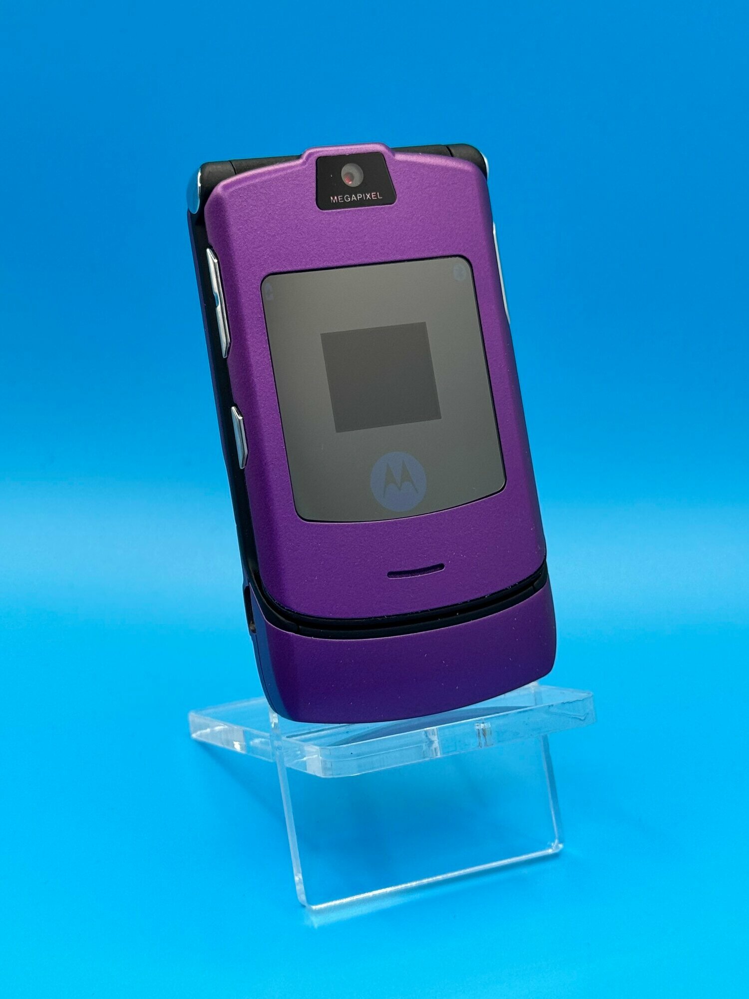 Мобильный телефон Motorola RAZR V3i