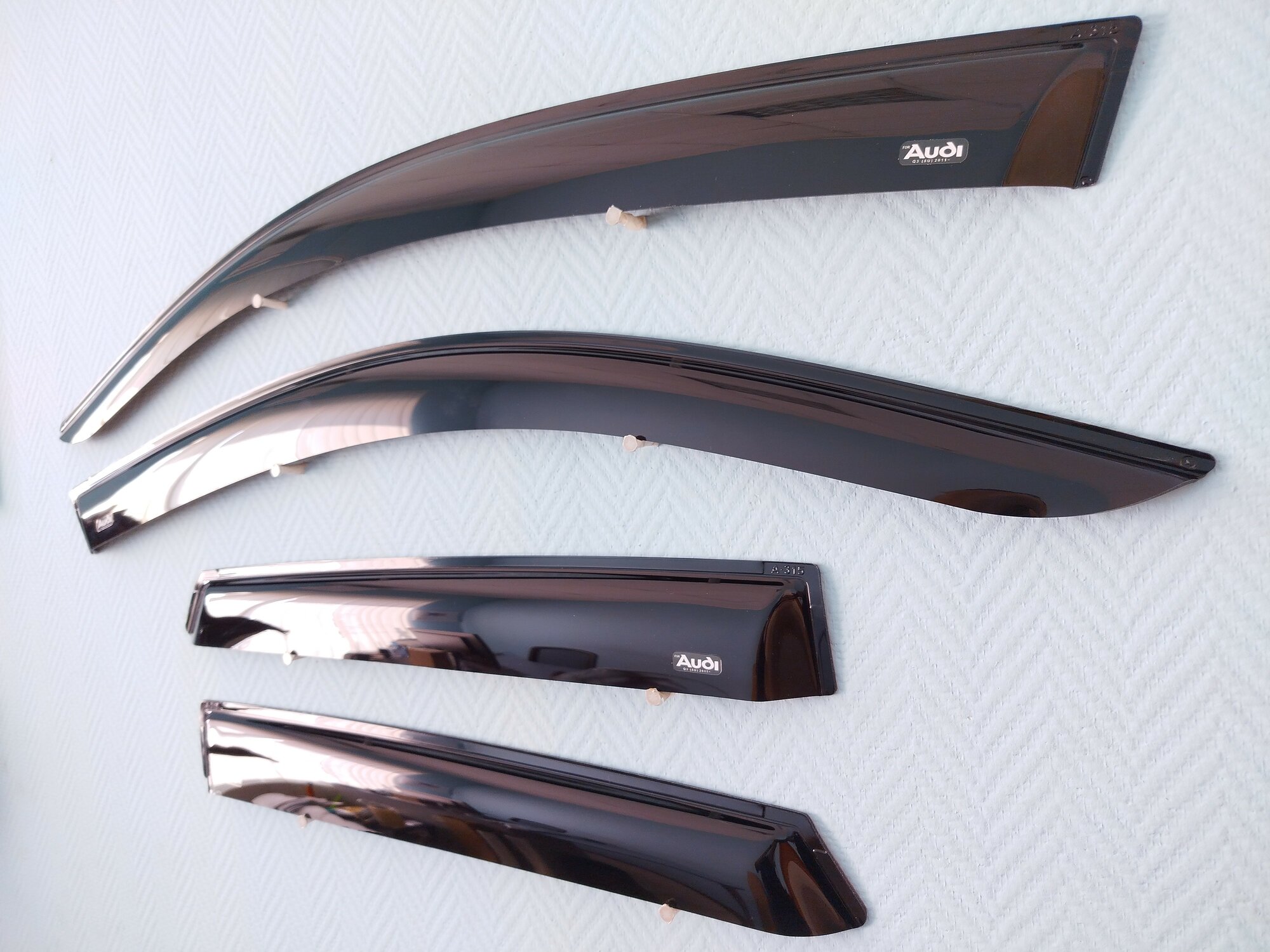 Дефлекторы окон Audi Q3 (8U) с 2011 по 2018, к-т 4 шт, скотч 3M