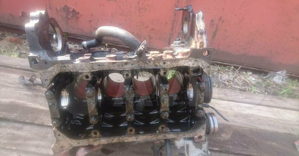 Блок цилиндров Opel Meriva A 2005 Y17DT