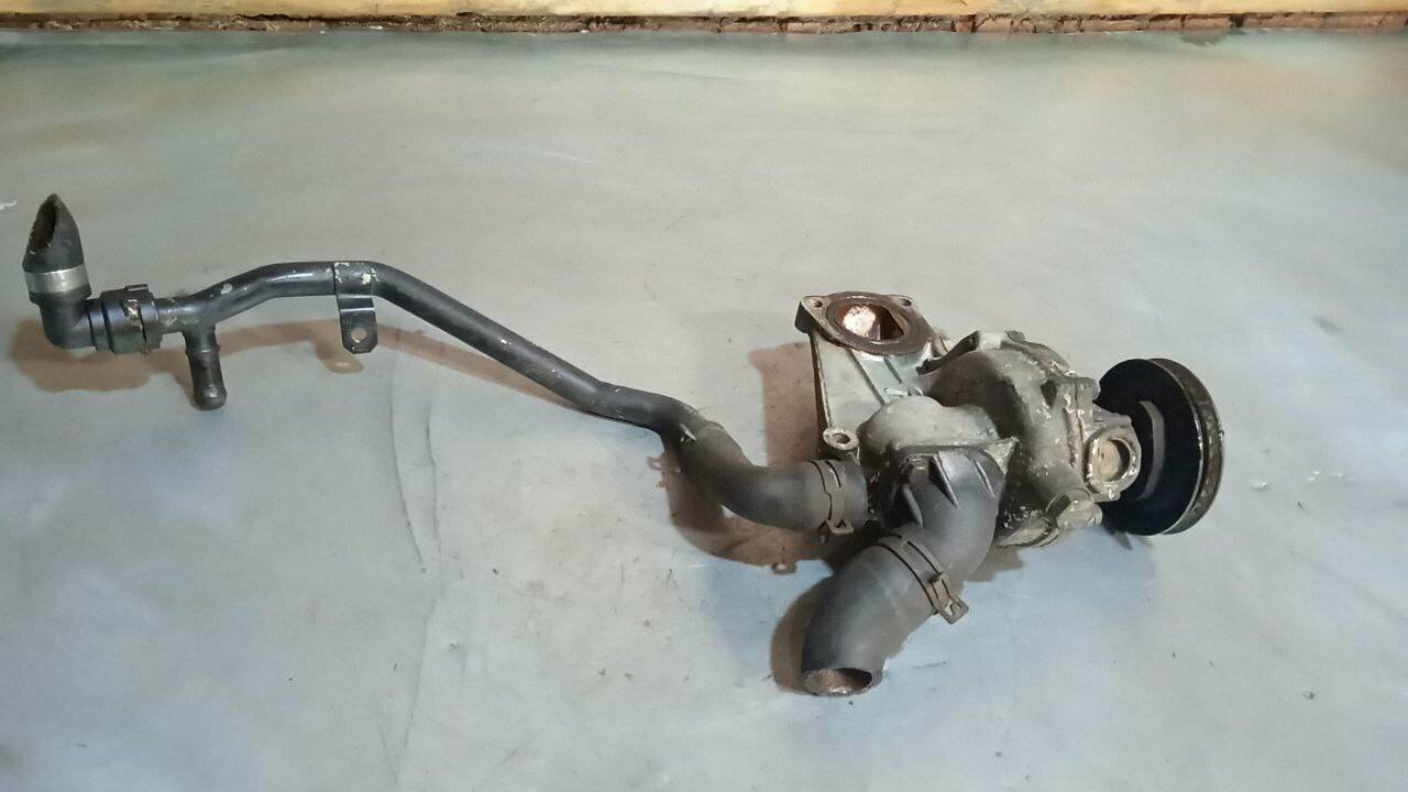 Водяная помпа Volkswagen Passat B5 1997 R050121013