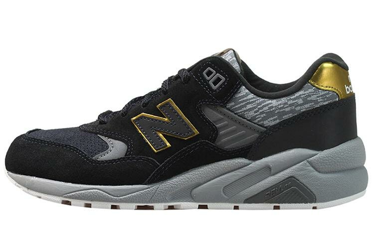 Кроссовки 580