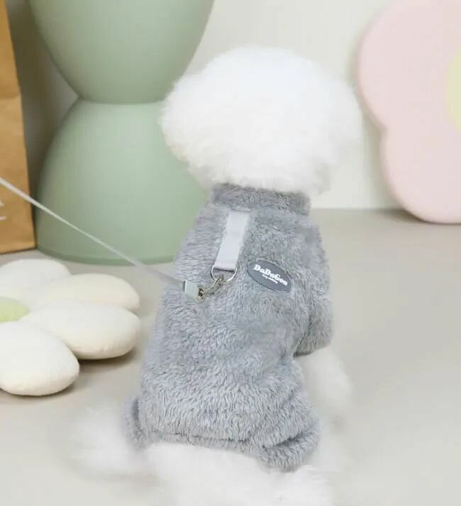 Подходящее цельное утепленное пальто для собак и кошек