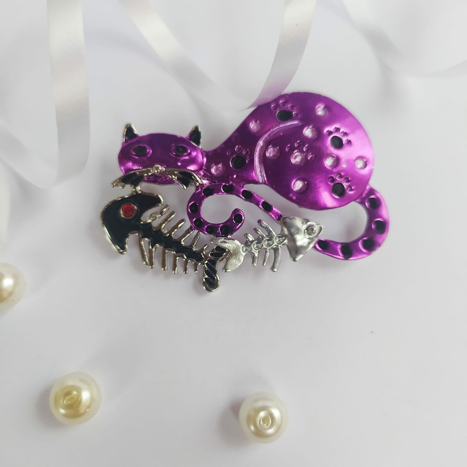 Брошь, эмаль