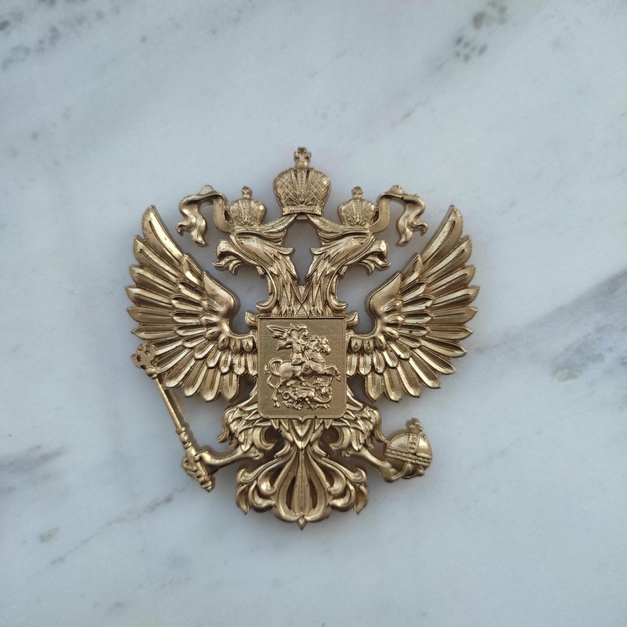 Стильный магнит Герб России (большой), современный, эпоксидная смола