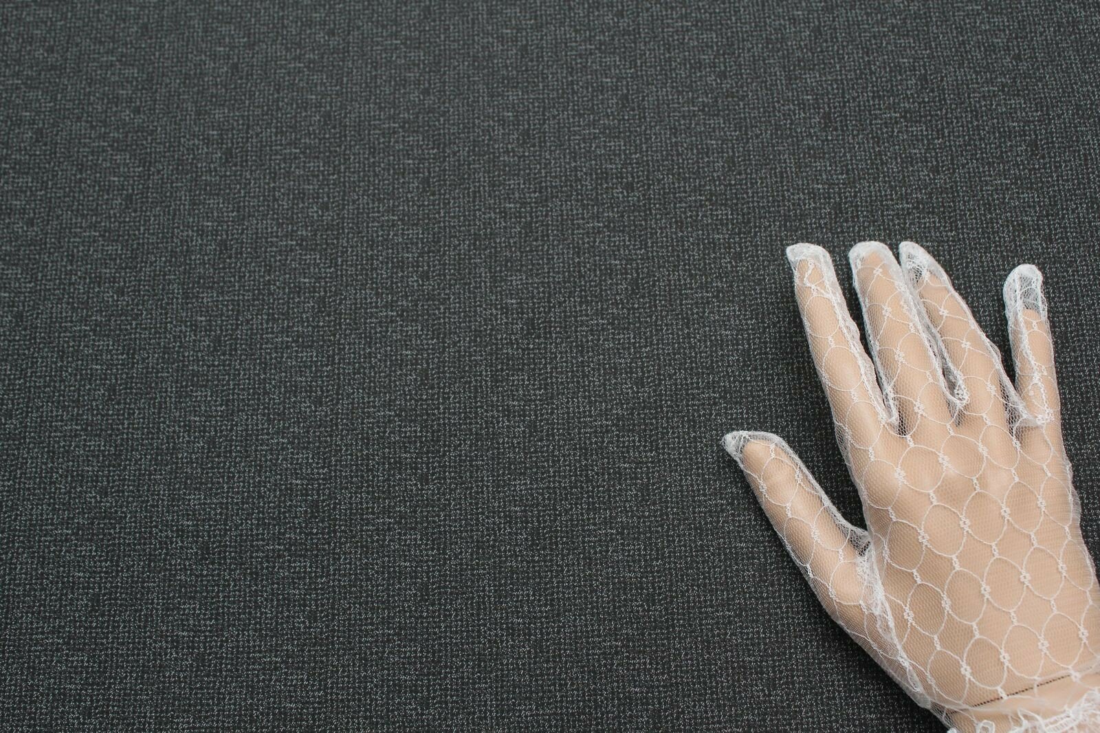 Ткань плащёво-курточная, чёрно-серый меланж, водоотталкивающая, 180 г/пм, ш132см, 0,5 м