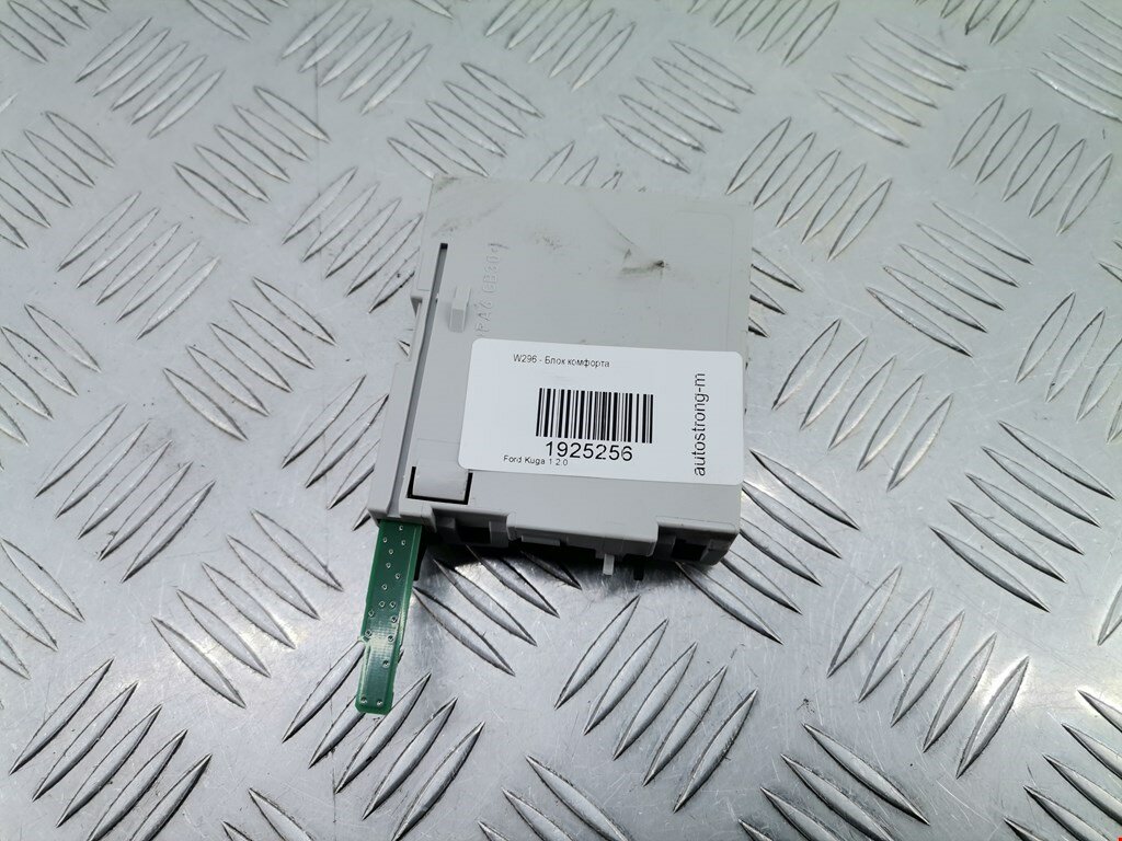 Блок комфорта Ford Kuga 1 7M5T14B534CD арт. 1925256