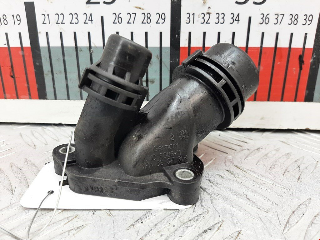 Фланец (штуцер системы охлаждения тройник) BMW 3-Series (E90/E91/E92/E93) 11117800048 арт. 2036981