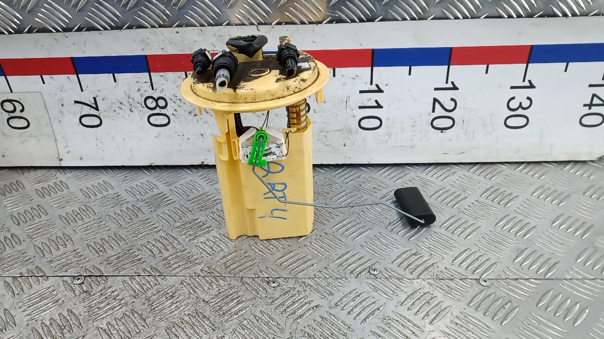 Датчик уровня топлива PEUGEOT 308 1