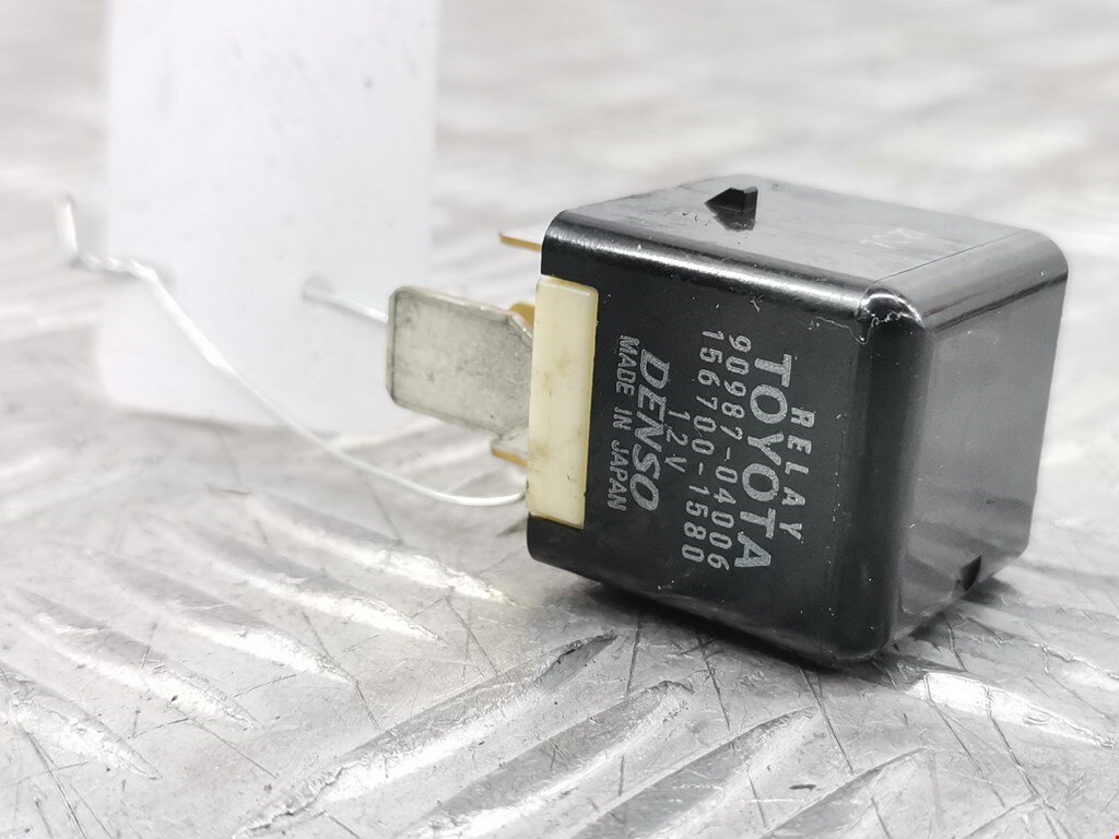 Реле Toyota Celica 7 9098704006 арт. 2084050