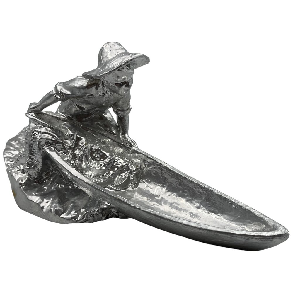 Пластиковая статуэтка "Юный рыбак с лодкой" 1991-2000 гг. Россия