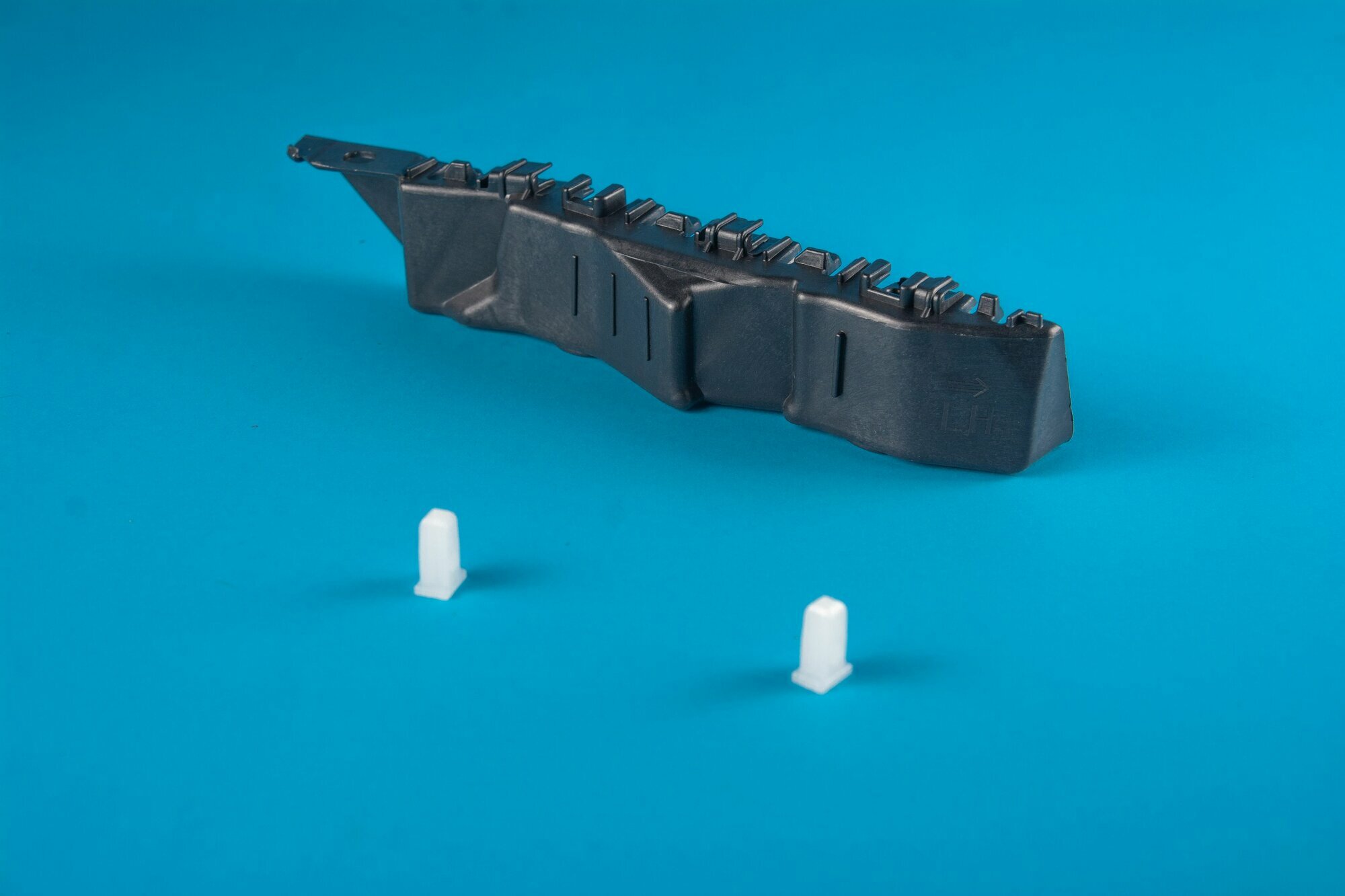 Кpонштейн, крепление, клипса переднего бампера правый Hyundai Elantra 2021-2024 Хендай Элантра 86552AA000