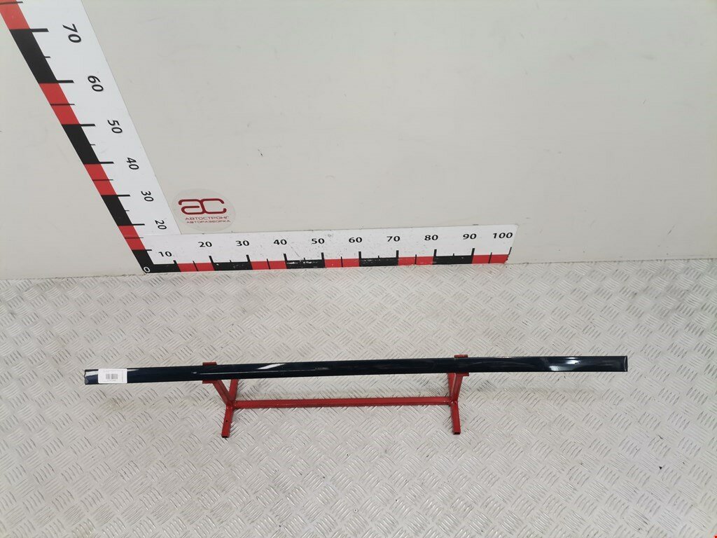 Накладка (молдинг) двери передней правой Audi A6 C5 4B0853954A арт. 1757049