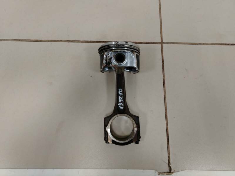 Поршень с шатуном Peugeot 406 1999-2004 кат.номер: 0628K4