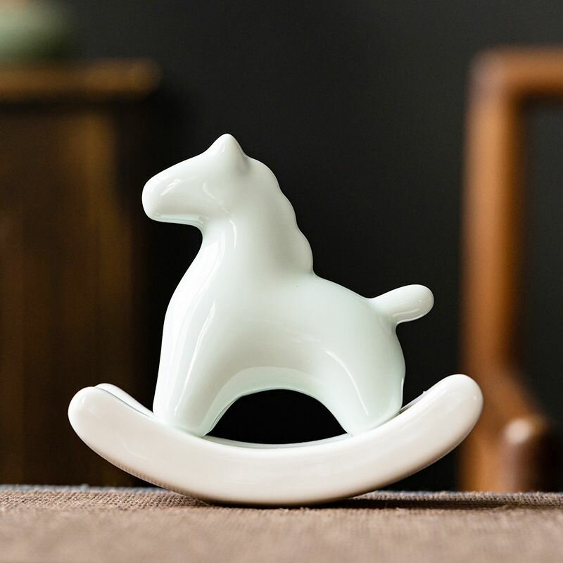 Статуэтка керамическая "Лошадка-качалка"
