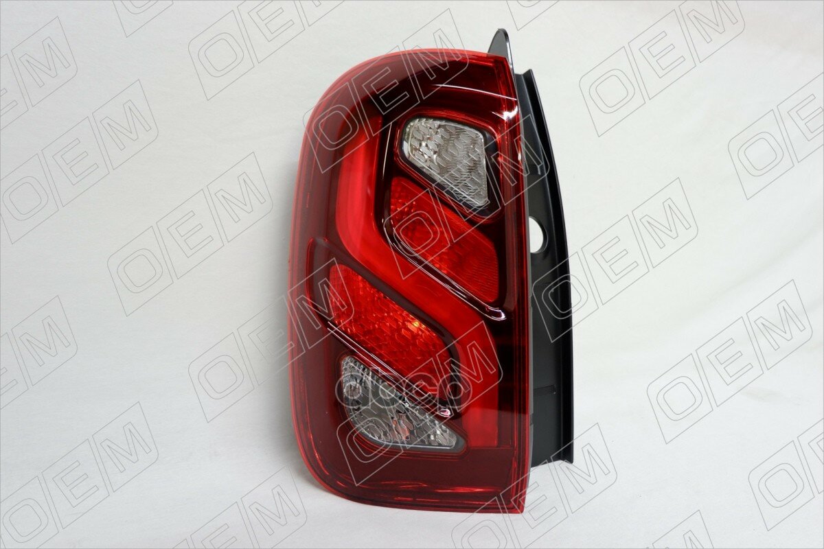 Фонарь левый O.E.M. арт. OEM0038FONL