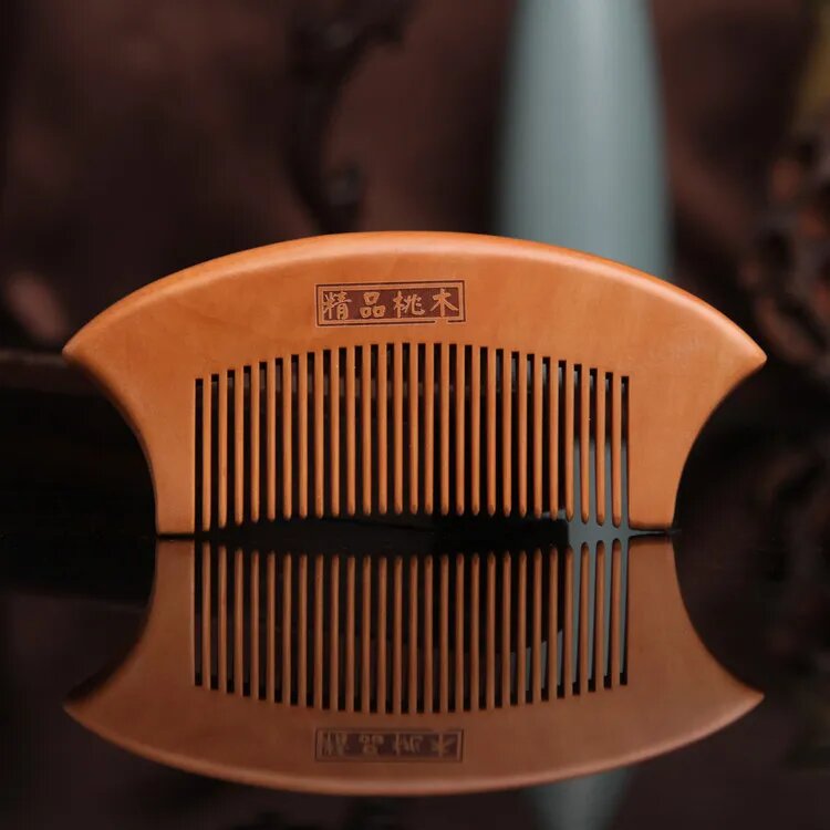 Деревянный гребень из персикового дерева D