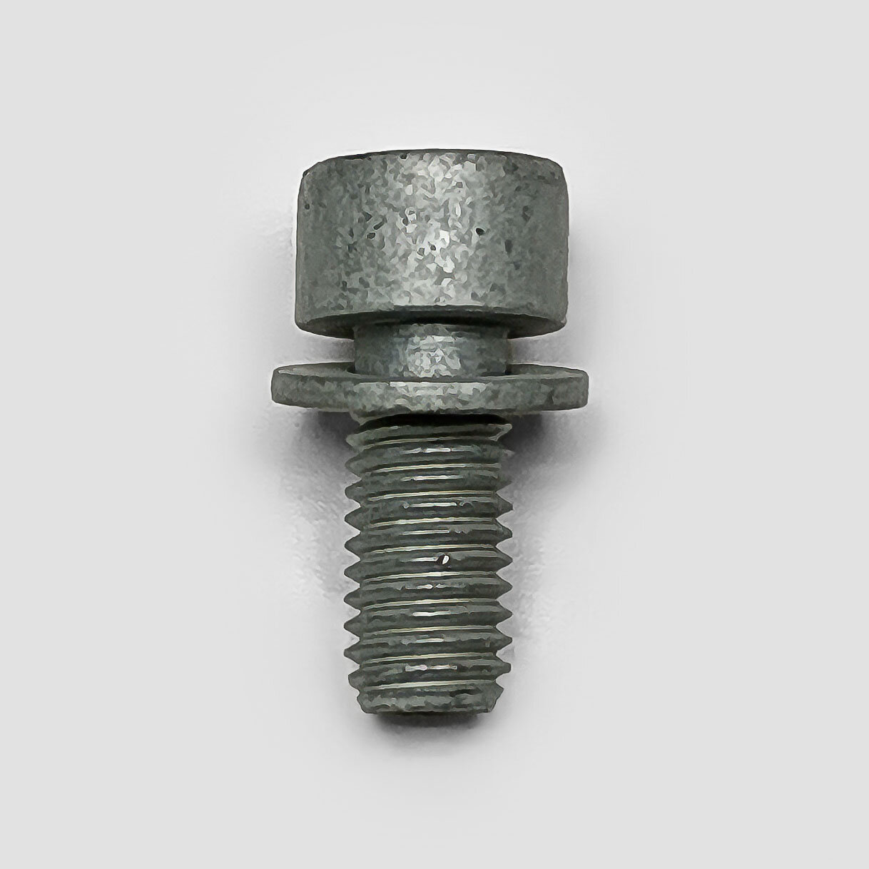 Болт М8 х 18 шкива коленвала VAG N90242804