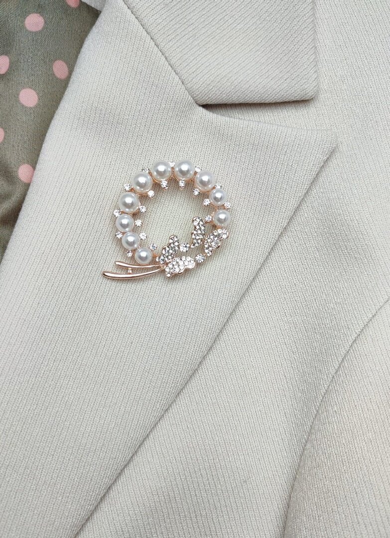 Славянский оберег, брошь, жемчуг имитация