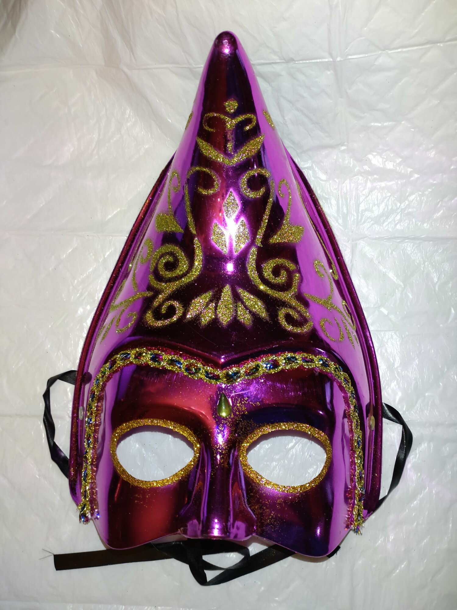 Карнавальная венецианская маска 26см. Малиновая.