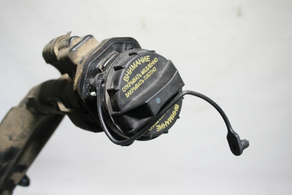 Горловина топливного бака Kia Rio 3