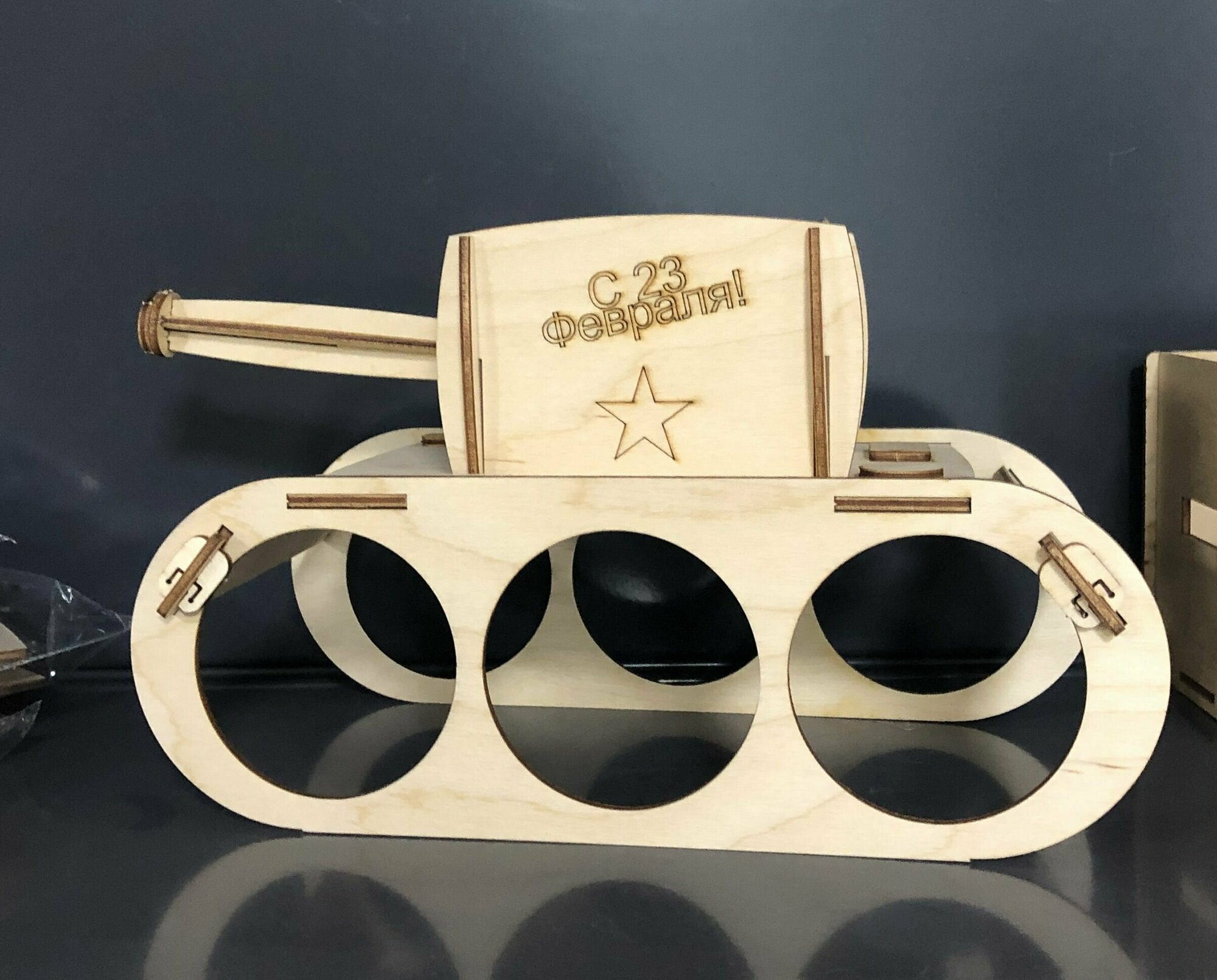 Конструктор "Танк", дерево, от 3 до 5 лет, 16 см х 14 см х 27 см